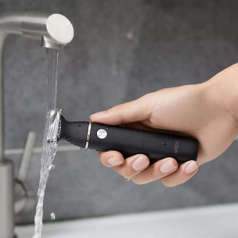 Soocas ET2 - aparat de bărbierit și tuns barba cu încărcare prin USB-C